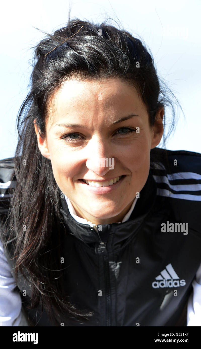 Cycling lizzie armitstead photocall the mall hi-res stock photography ...