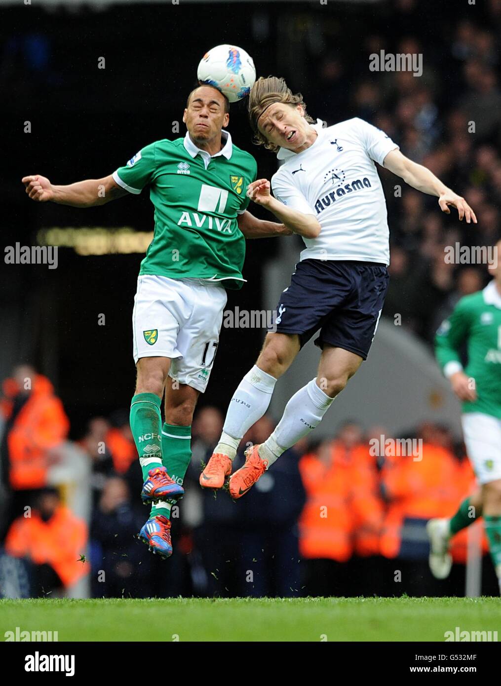 Norwich city left and luka modric hi-res stock photography and images ...