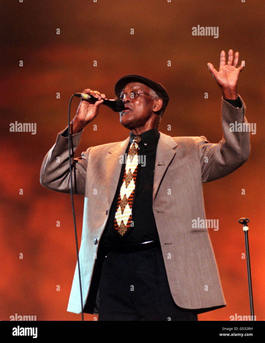 Ibrahim ferrer hi-res stock photography and images - Alamy