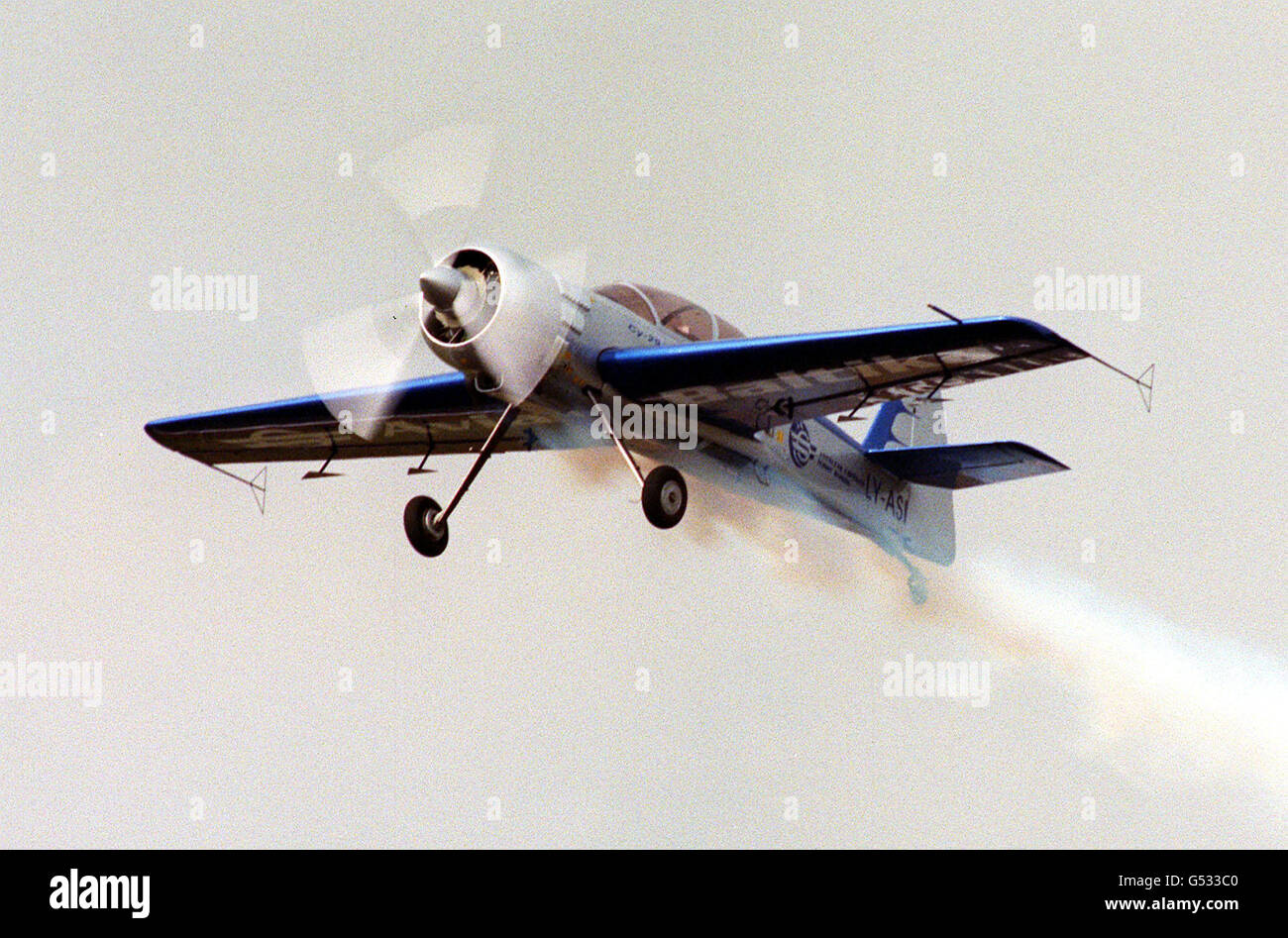 Farnborough Sukhio SU 29. A Sukhio SU 29 single engine propeller plane ...