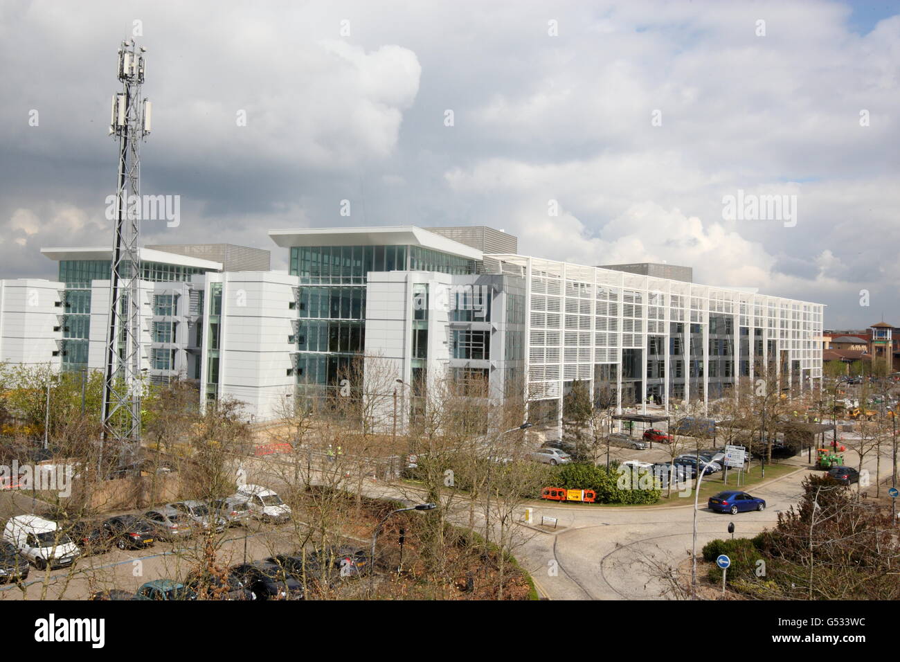 The network rail hq in milton keynes hi-res stock photography and ...