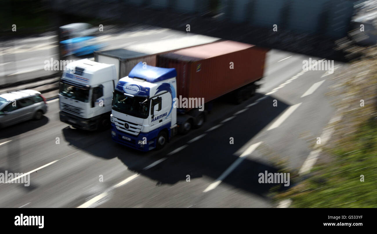 Transport hgv hi-res stock photography and images - Alamy