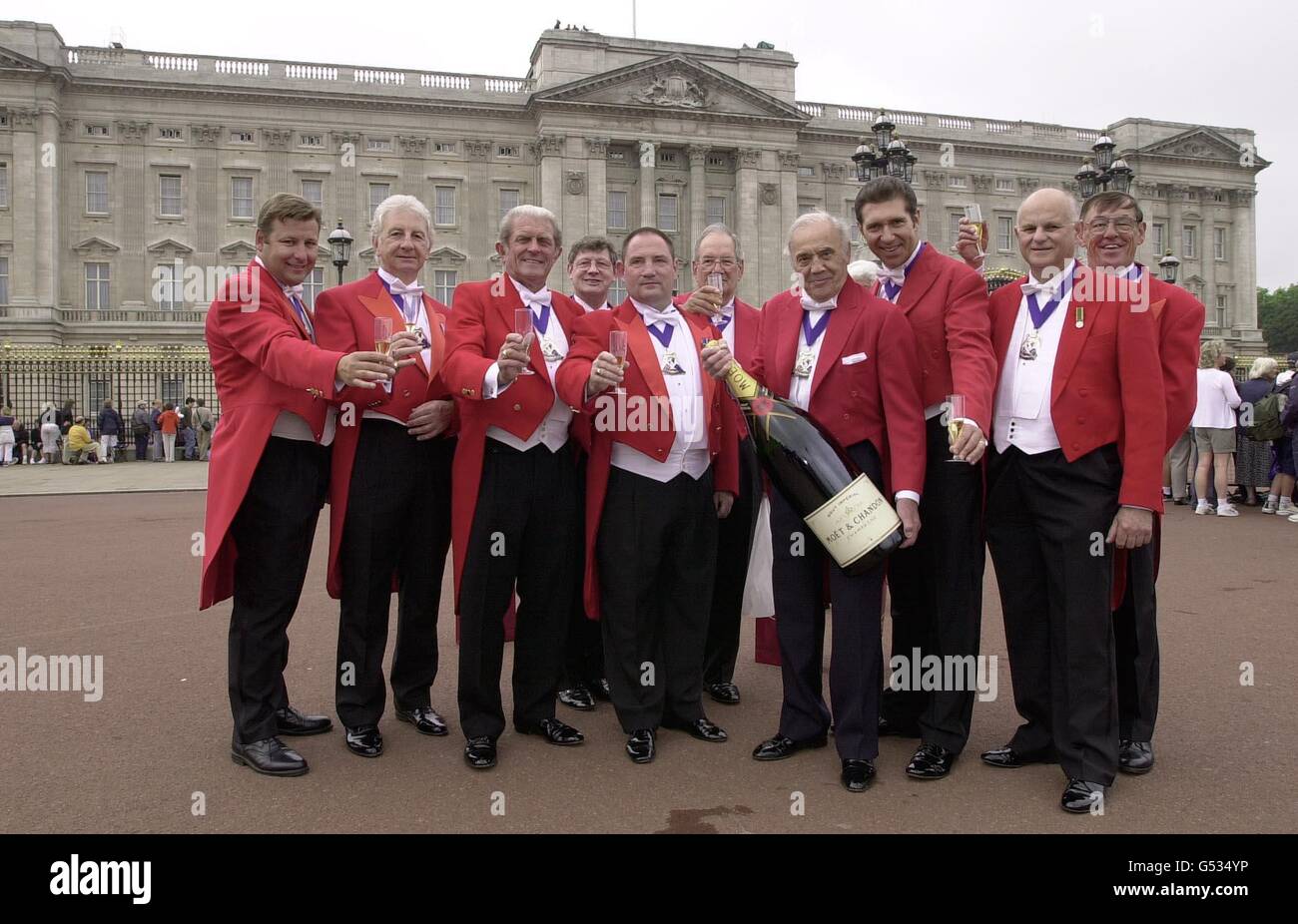 The Champagne laden Guild of International Professional toast masters ...