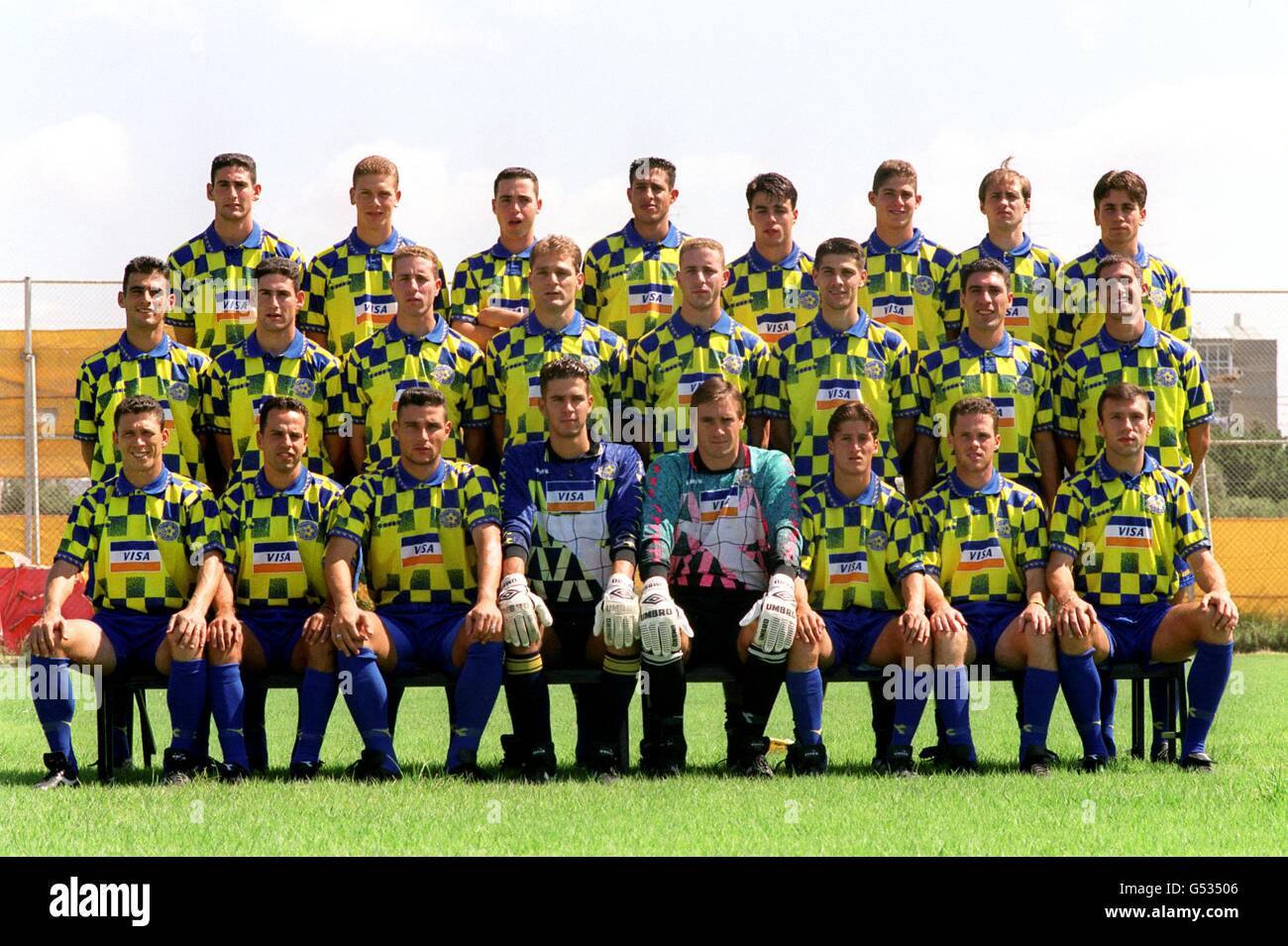 CHAMPIONS LEAGUE SOCCER. MACCABI TEL AVIV TEAM GROUP Stock Photo - Alamy