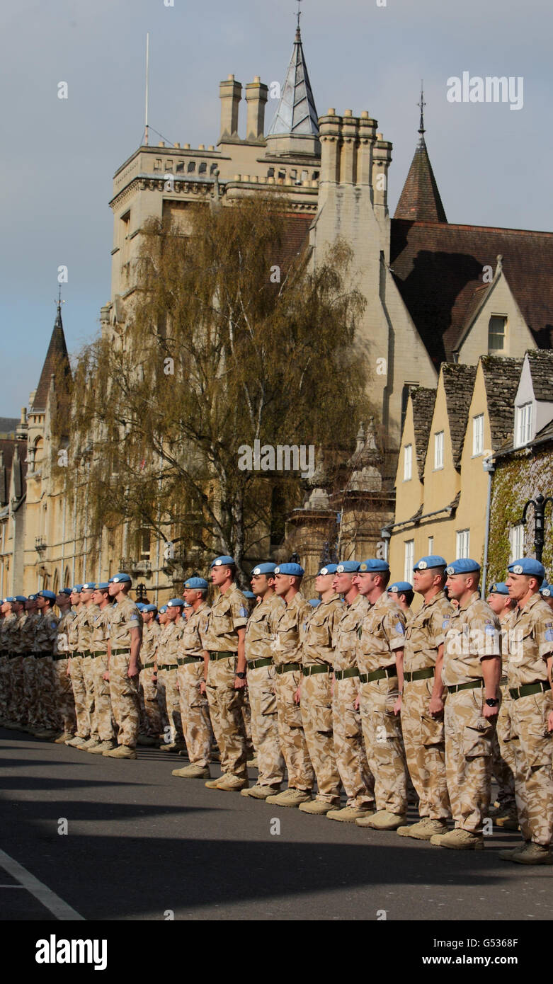 Troops homecoming parade Stock Photo - Alamy