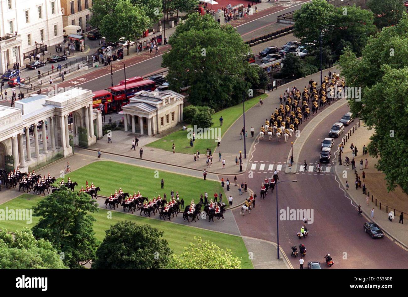 Queen Mother Pageant Parade Stock Photo - Alamy