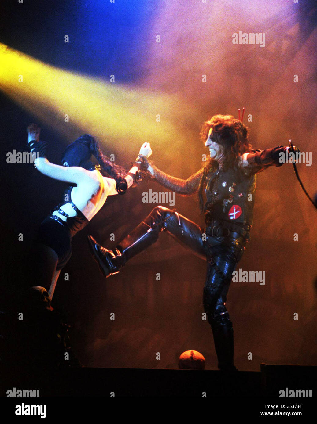 Cooper metal hi-res stock photography and images - Alamy