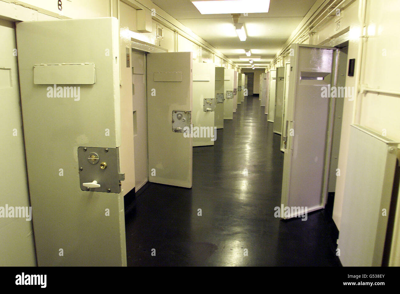 Inside the maze prison hi-res stock photography and images - Alamy