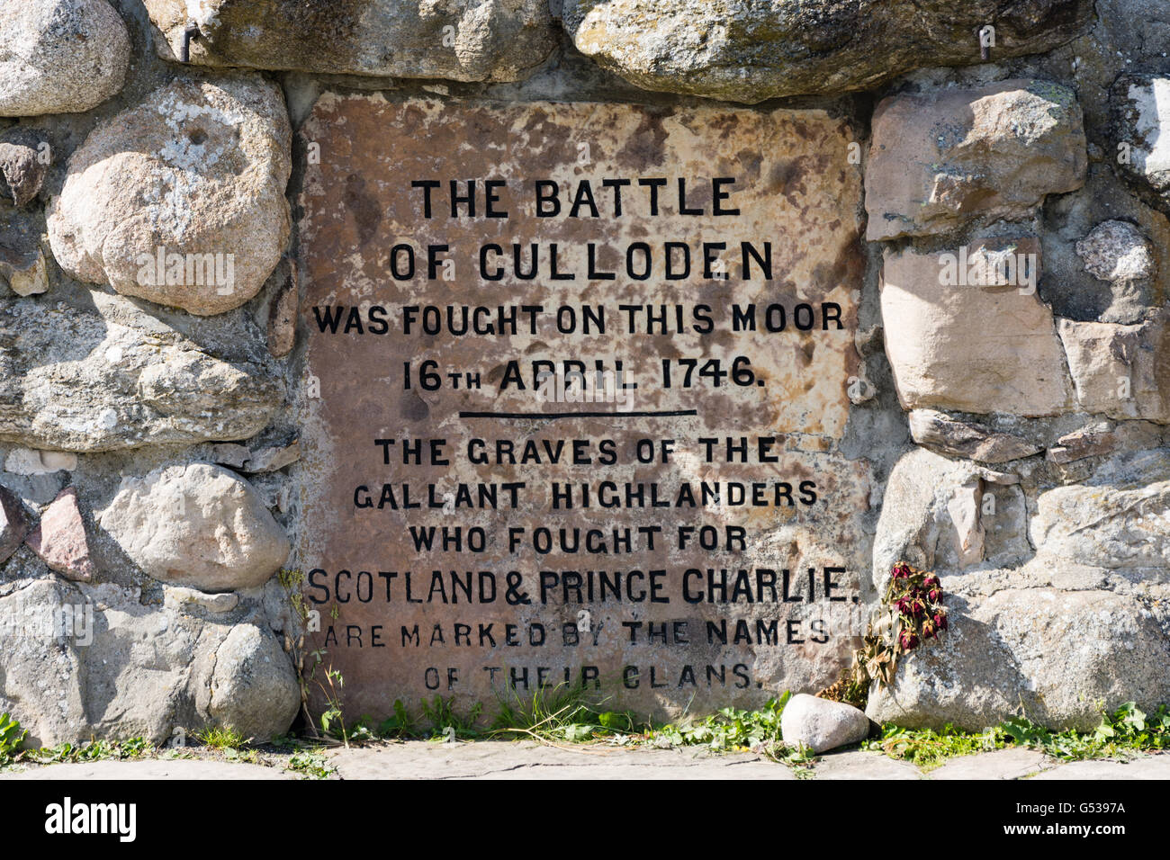 United Kingdom, Scotland, Highland, Inverness, Cawdor Castle memorial ...