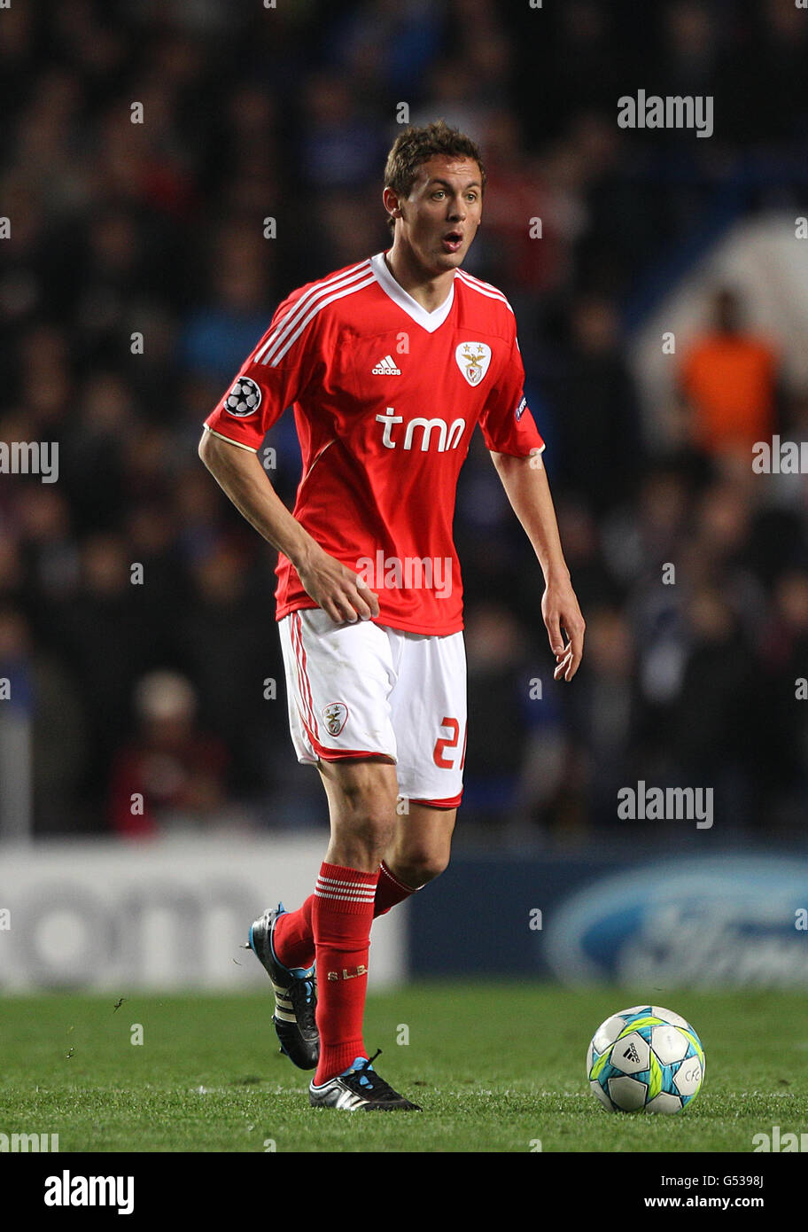 Nemanja matic benfica hi-res stock photography and images - Alamy