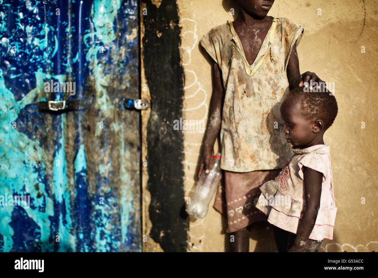 Children outside tukal hi-res stock photography and images - Alamy
