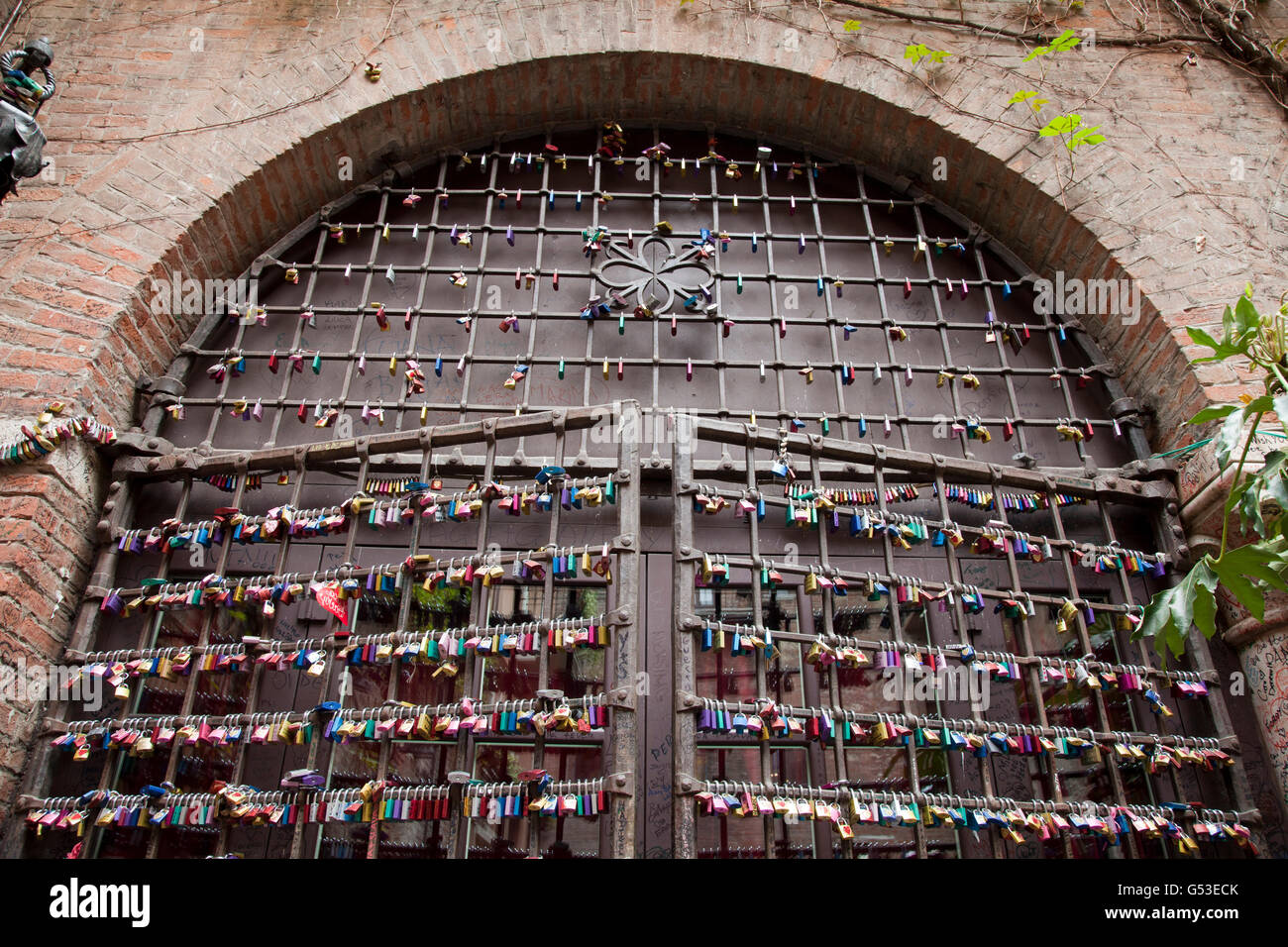 Padlock padlocks gates hi-res stock photography and images - Alamy