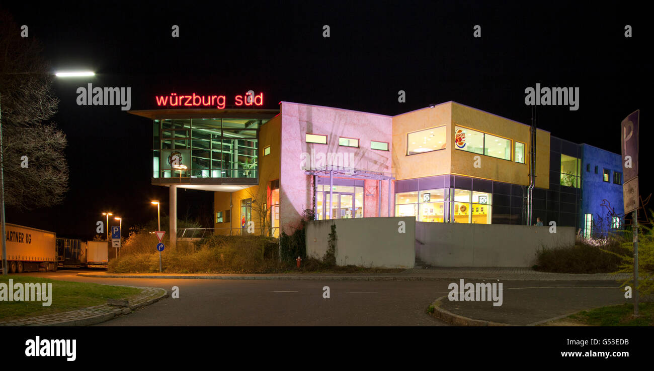 Motorway service station hi-res stock photography and images - Alamy