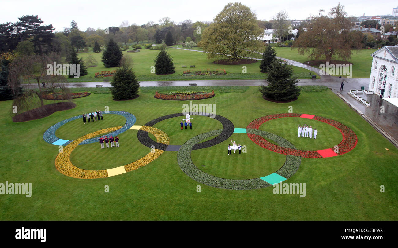 Olympische Ringe Clipart Of Flowers