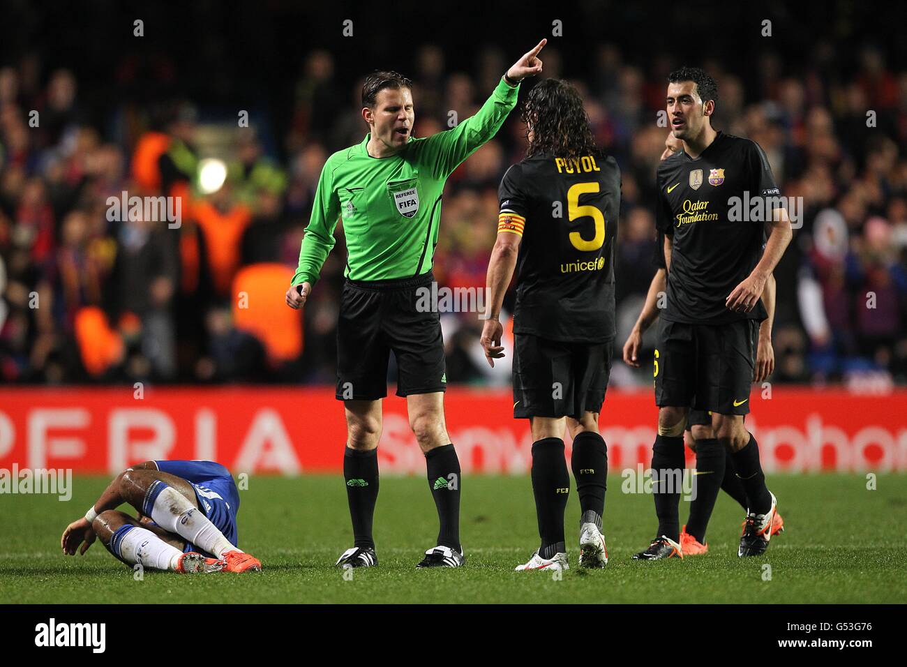Stamford bridge referee felix brych hi-res stock photography and images ...