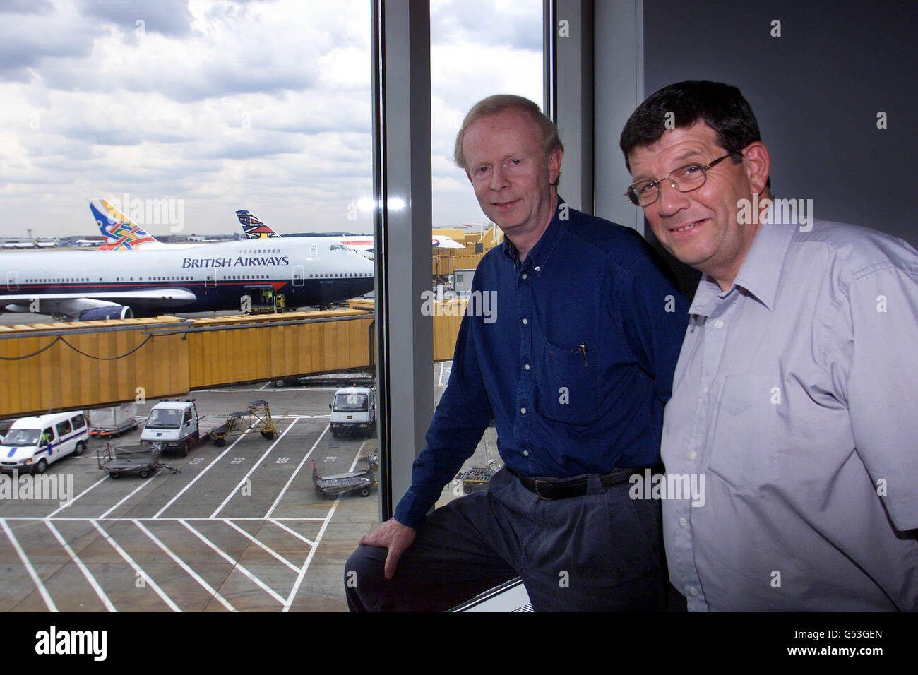 Sir Reg Empey (left) Minister for Enterprise, Trade and Investment with ...