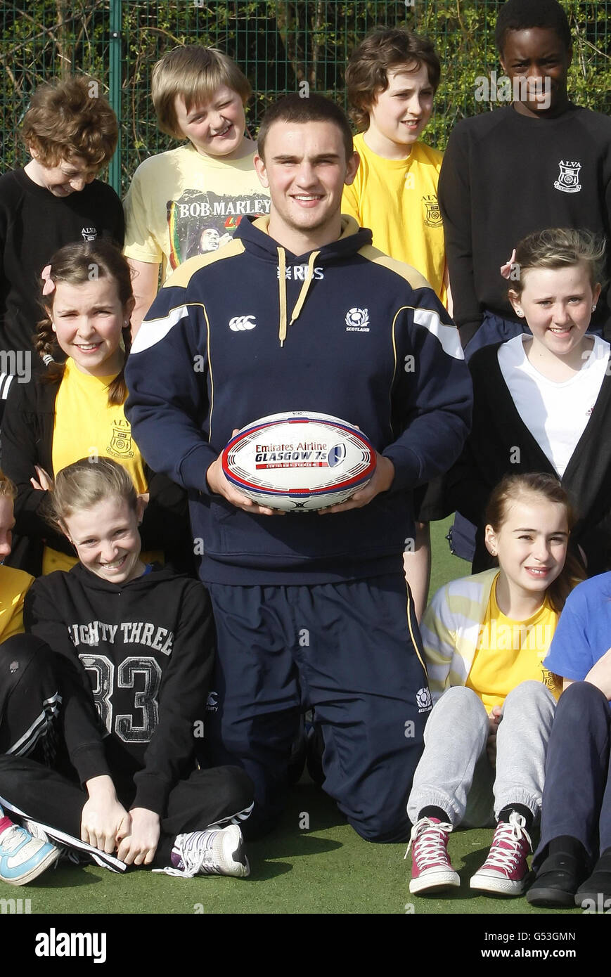 Scotland 7s player Adam Ashe returns to his former school, Alva Primary ...