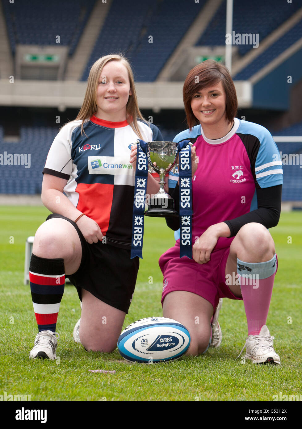 Murrayfield Wanderers' Sarah Quick and RHC Cougars Sarah Paterson hold ...