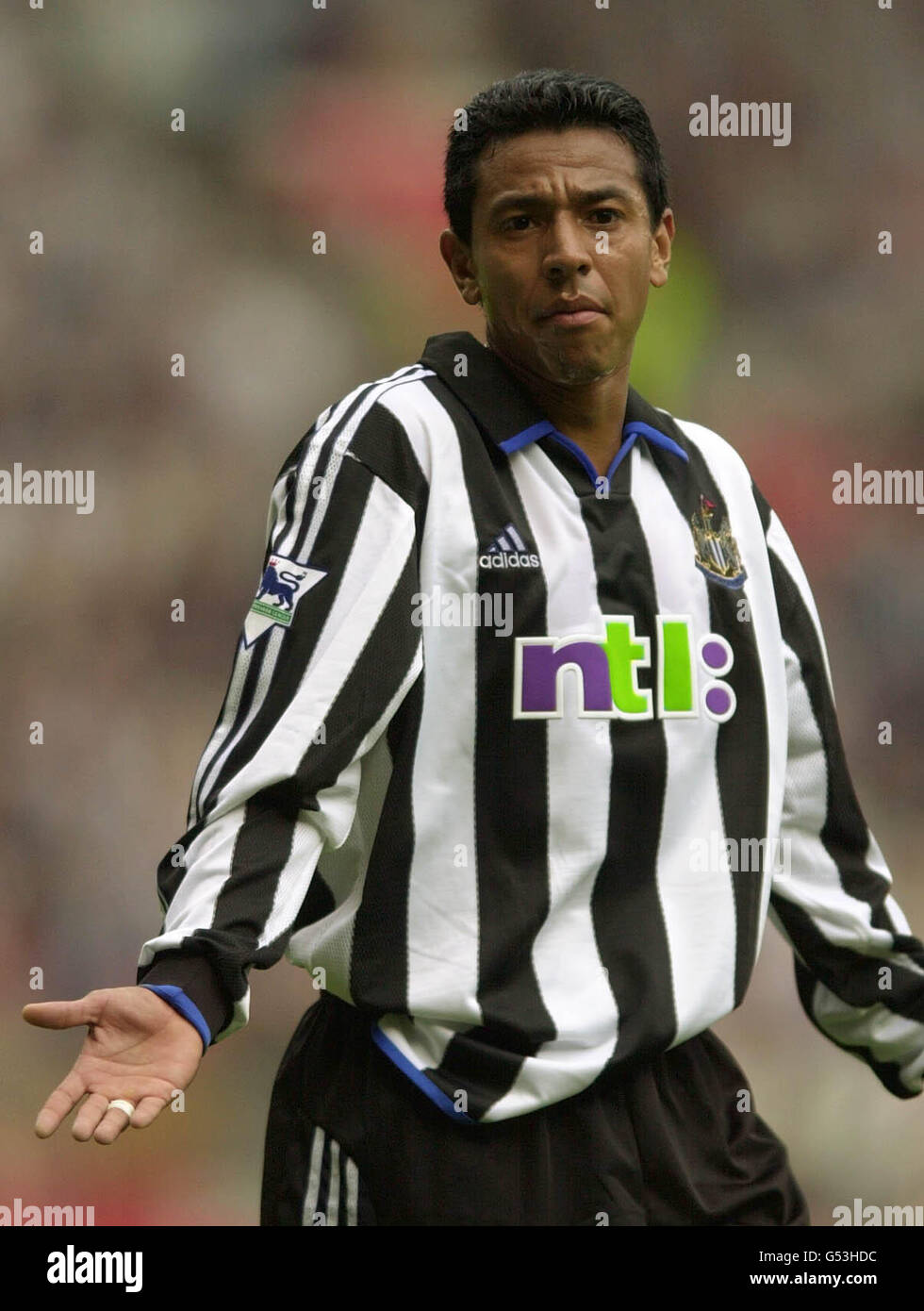 Manchester united midfield star hi-res stock photography and images - Alamy