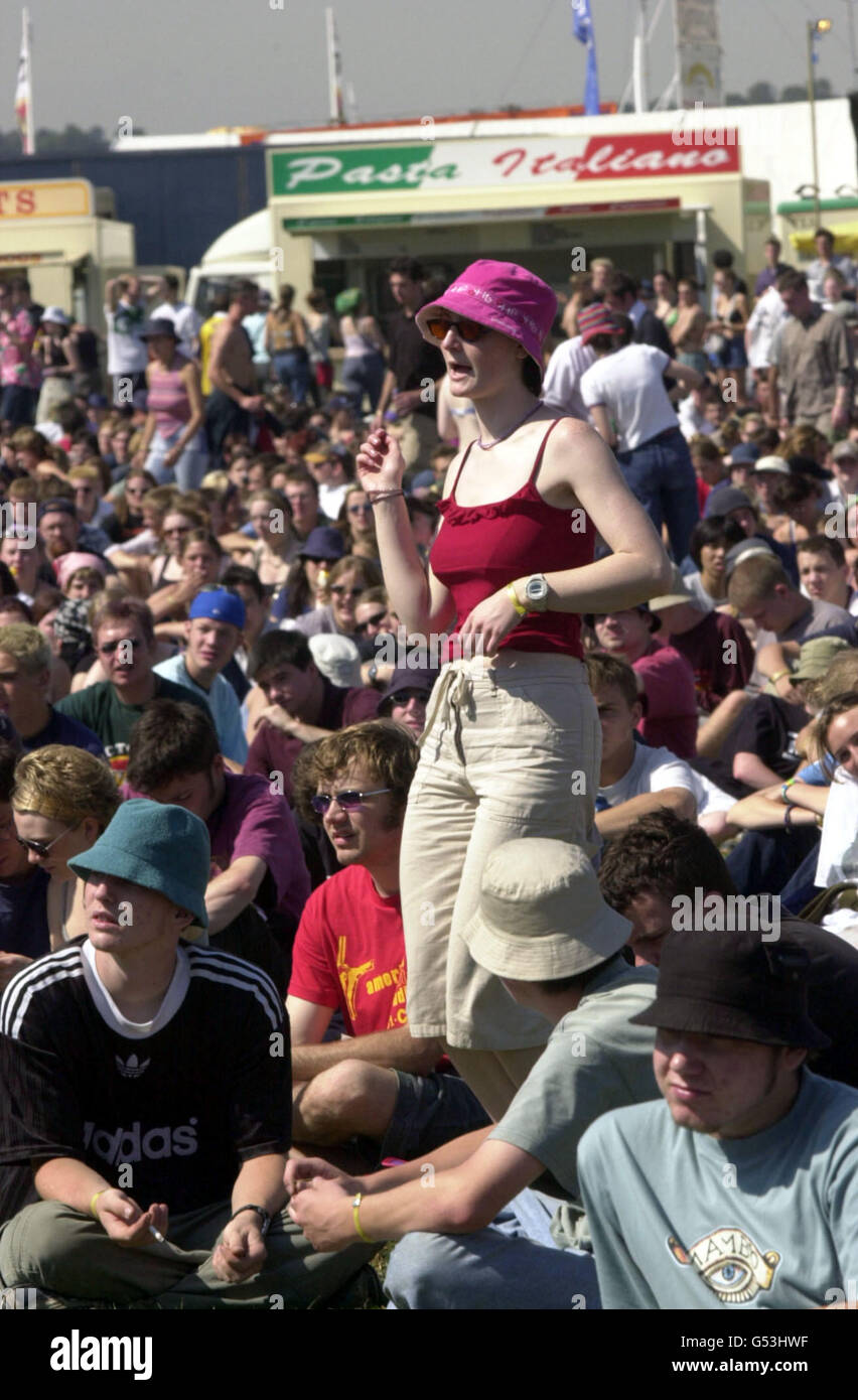 At the reading music festival 2000 hi-res stock photography and images ...