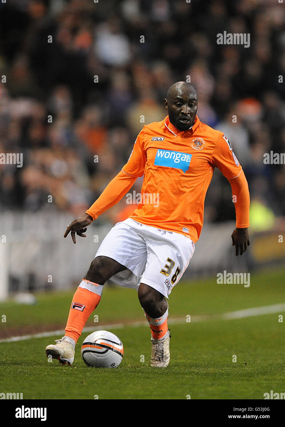 Full length lua lua hi-res stock photography and images - Alamy