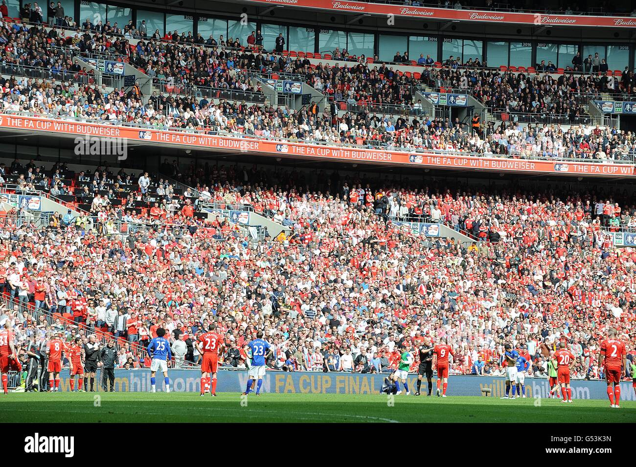 Fa cup semi final sign hi-res stock photography and images - Alamy