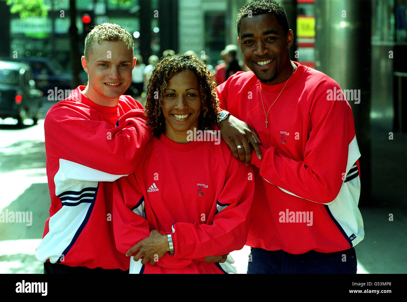 200m runner olympics hi-res stock photography and images - Alamy
