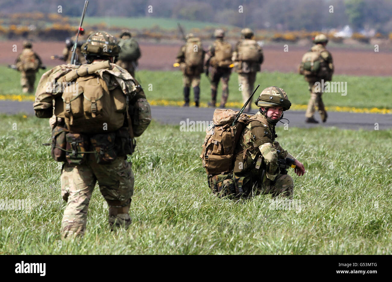 Soldiers from 5 Scots during training at West Freugh Airfield . They ...