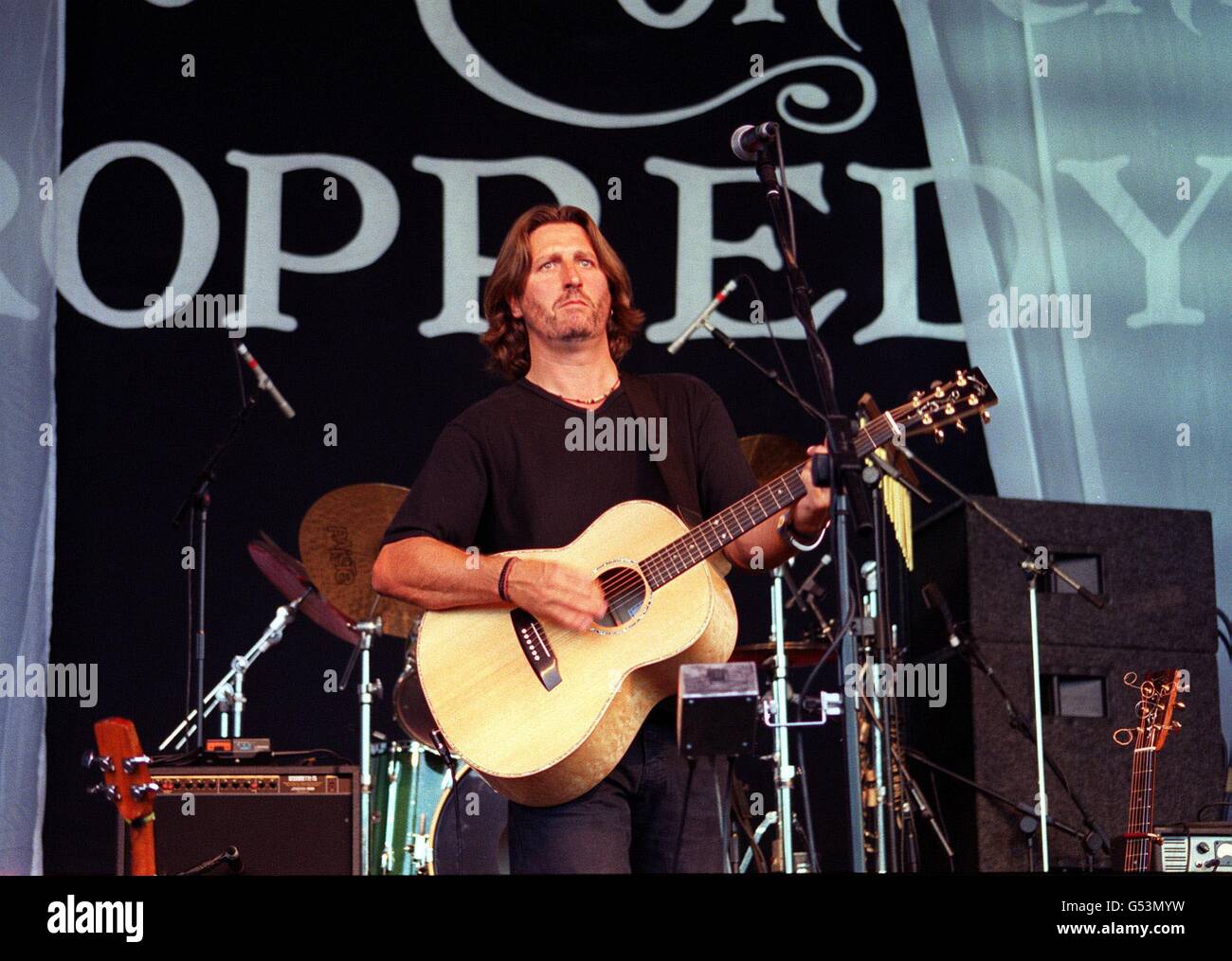 Cropredy show hands hi-res stock photography and images - Alamy