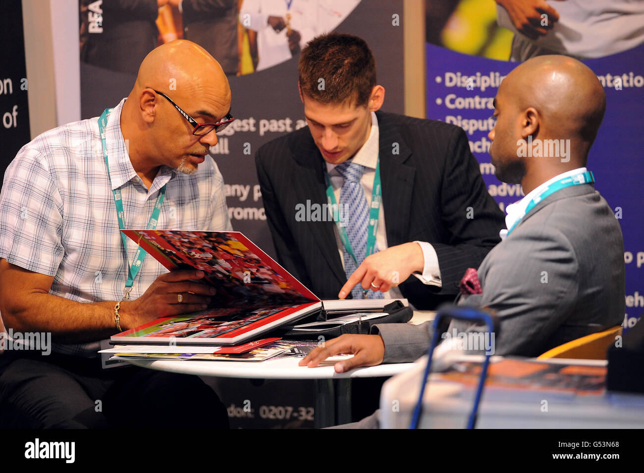 George berry football hi-res stock photography and images - Alamy