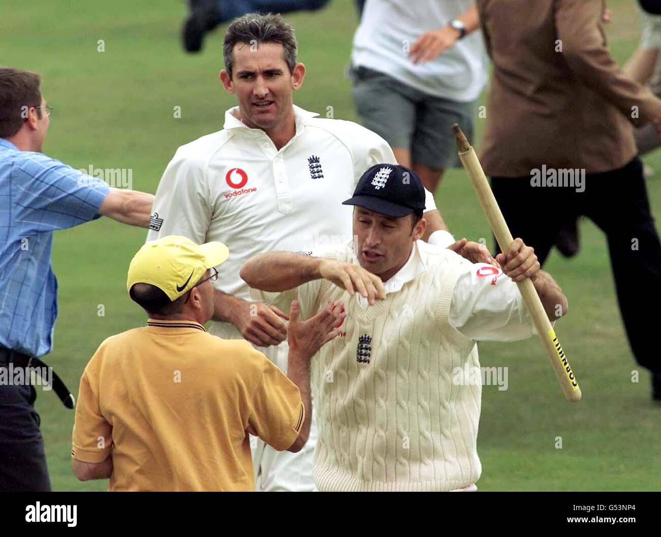 Sport cricket celebrating celebrations hi-res stock photography and ...