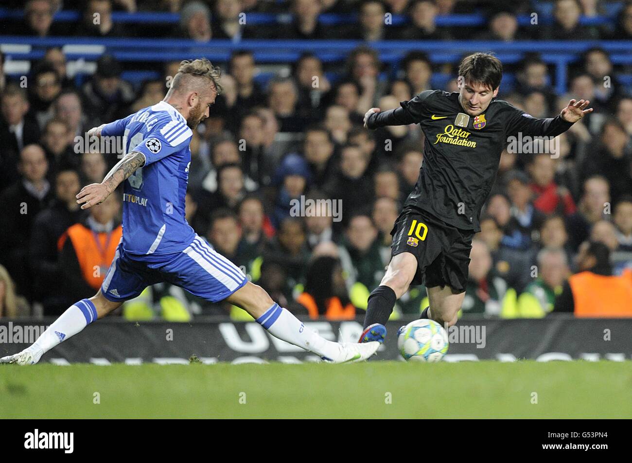 Soccer - UEFA Champions League - Semi Final - First Leg - Chelsea v ...