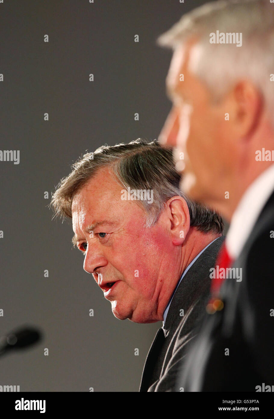 Kenneth clarke left thorbjorn jagland hi-res stock photography and ...