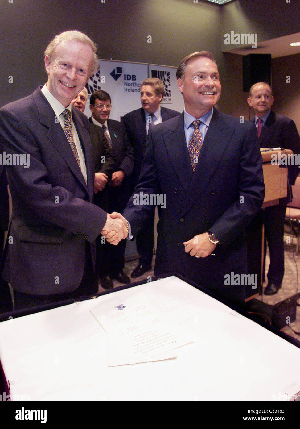 Sir tech logo hi-res stock photography and images - Alamy