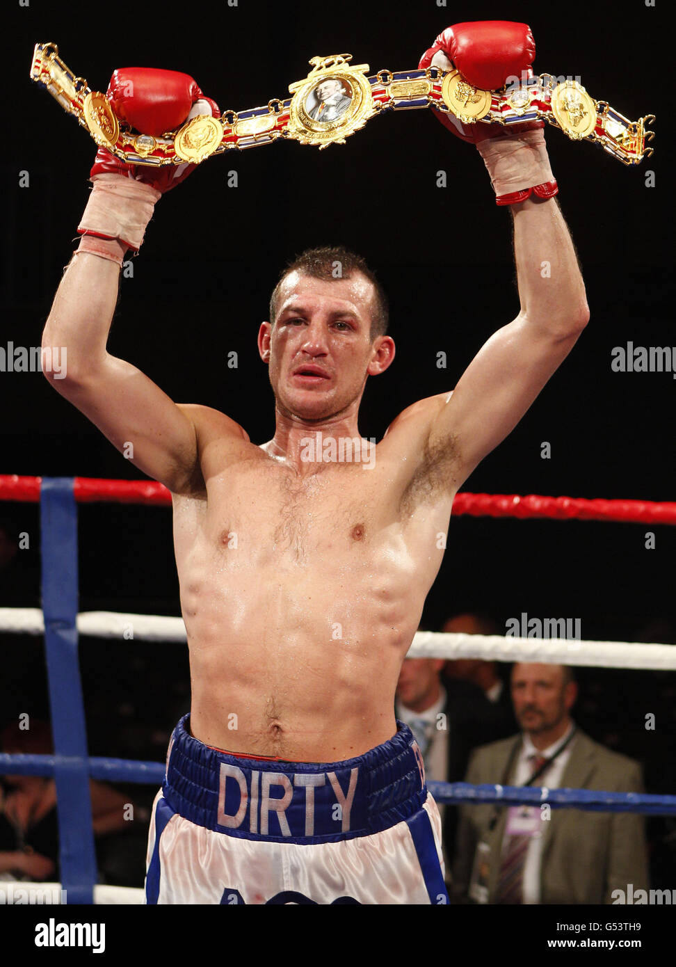 Boxing oldham sports centre hi-res stock photography and images - Alamy