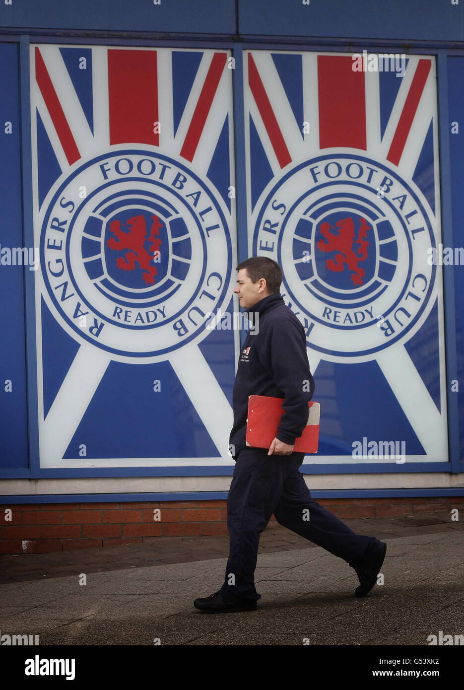 Soccer rangers in administration ibrox stadium hi-res stock photography ...