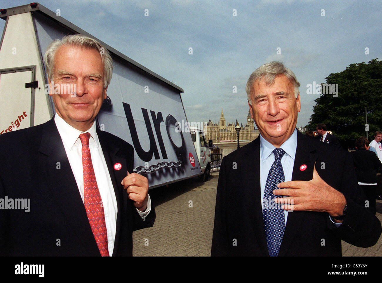(L-R) Lord Owen, chairman of New Europe, with Sir Stanley Kalms ...