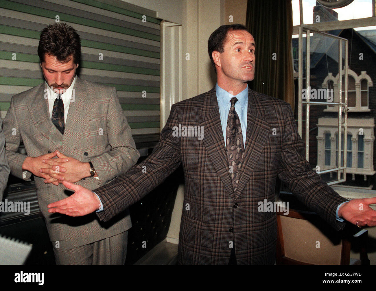 David seaman 1990 hi-res stock photography and images - Alamy