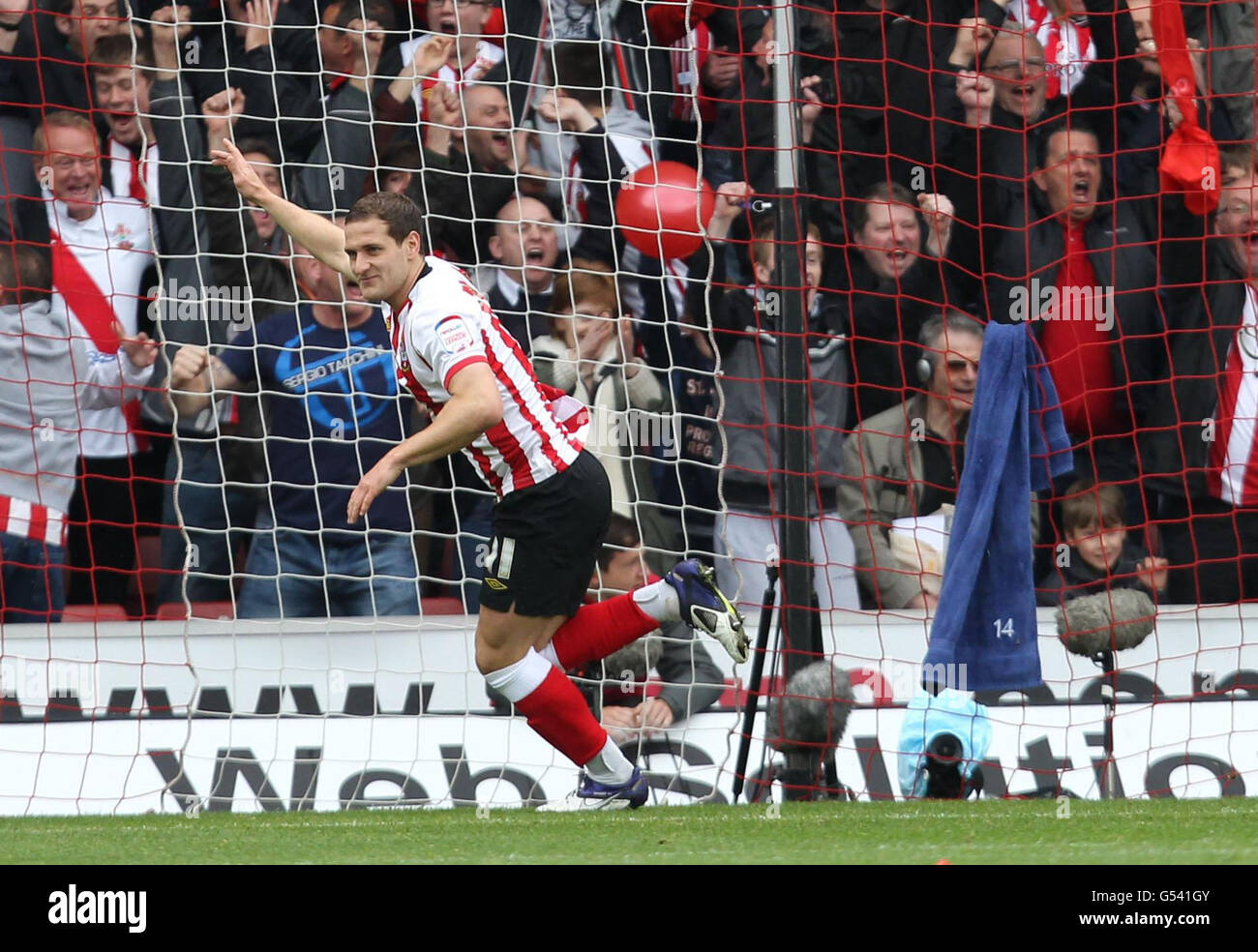 Southampton's Billy Sharp celebrates scoring his sides opening goal ...
