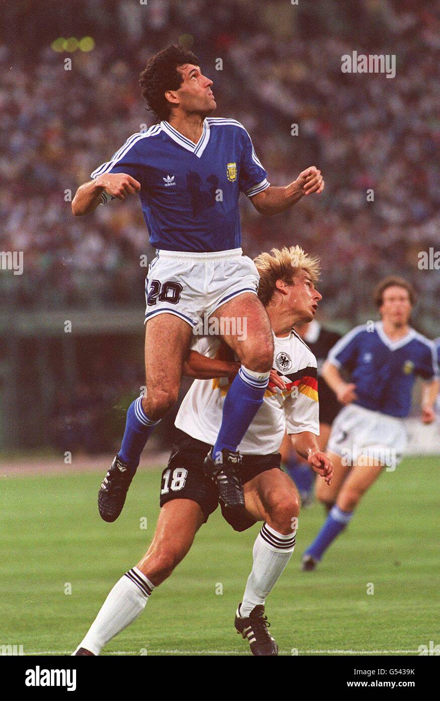 Soccer world cup italia 90 final hi-res stock photography and images ...
