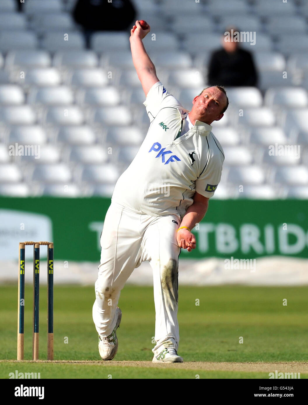 Nottinghamshires luke fletcher bowls hi-res stock photography and ...