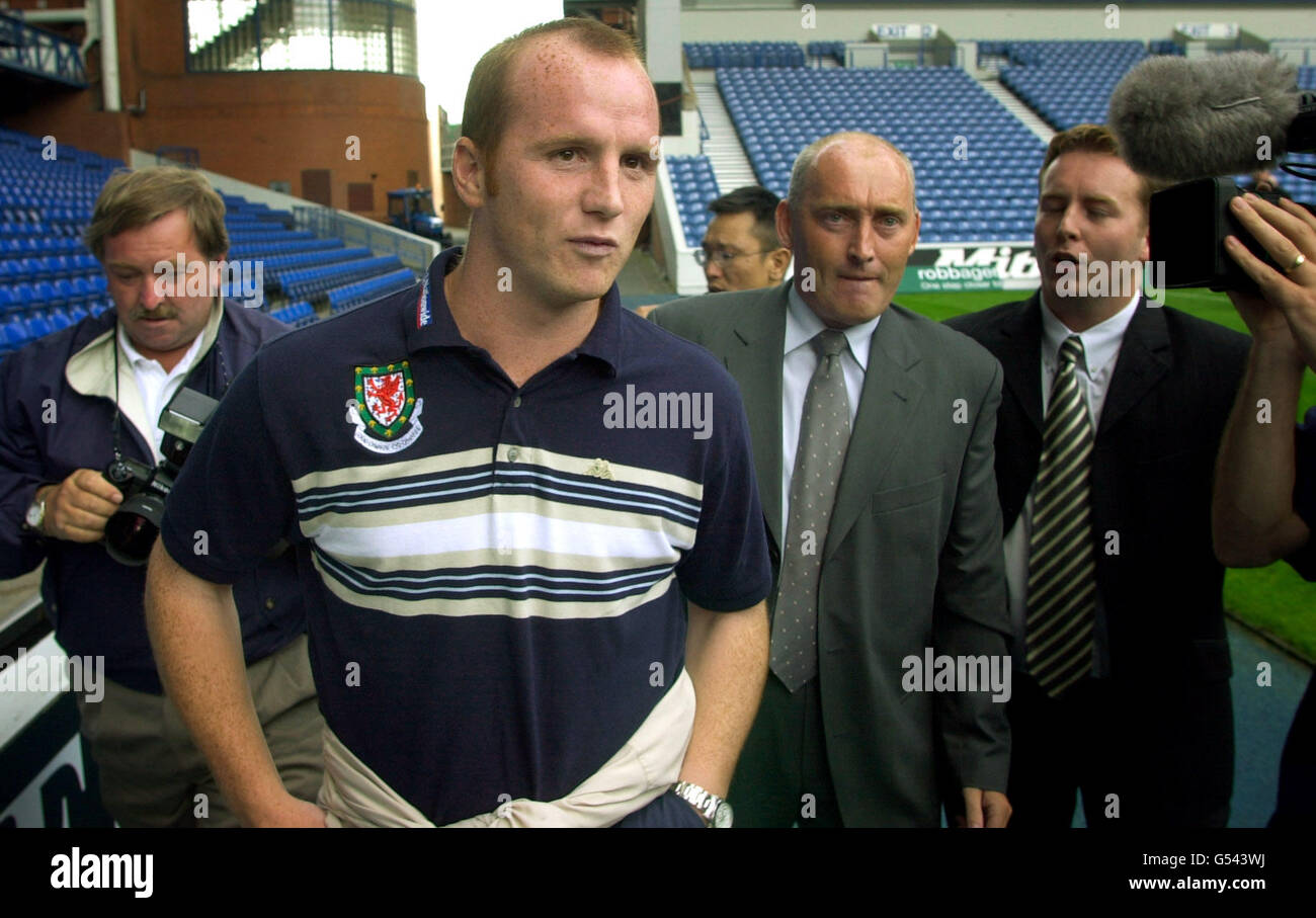 John Hartson at Ibrox stadium Stock Photo - Alamy