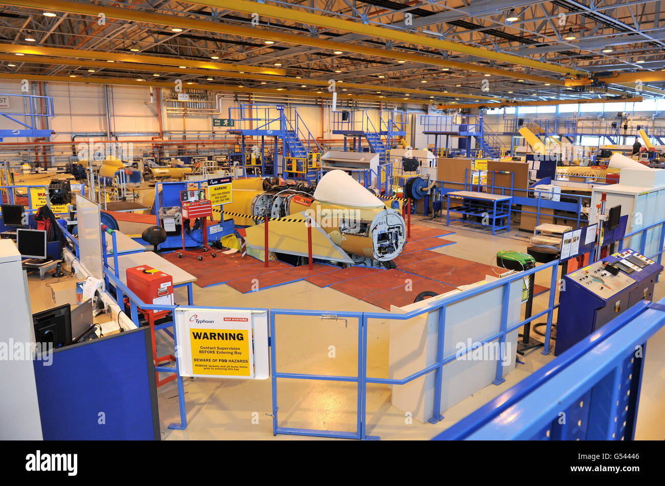 Eurofighter typhoon hanger bae systems in warton hi-res stock ...