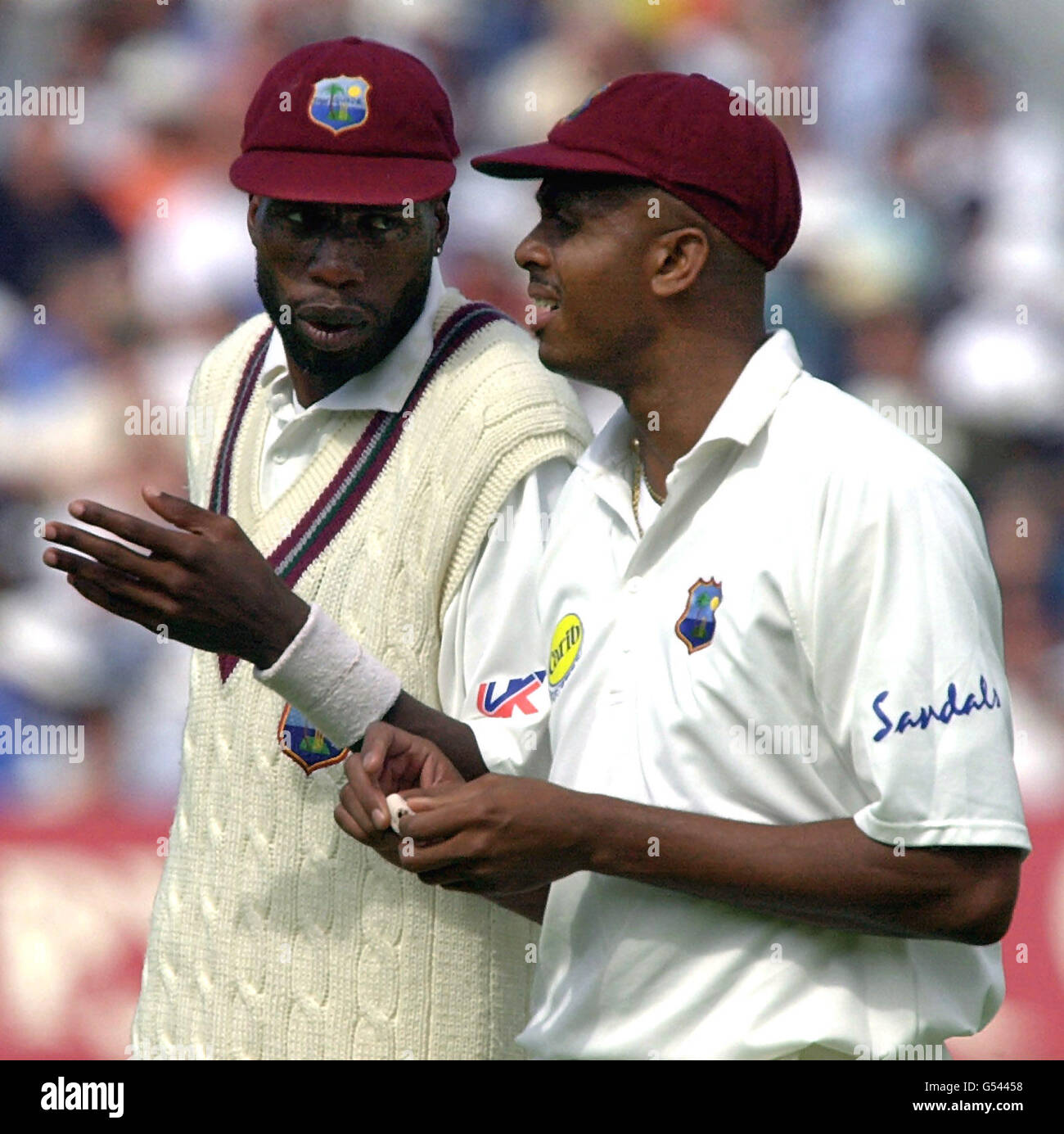Courtney walsh cricket hi-res stock photography and images - Alamy