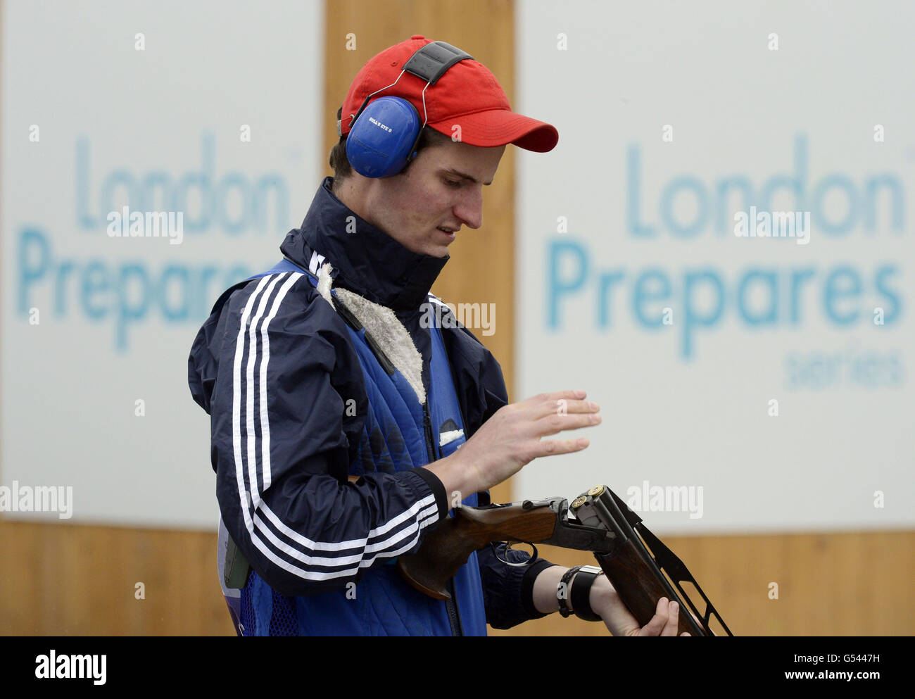 Peter wilson shooting hi-res stock photography and images - Alamy