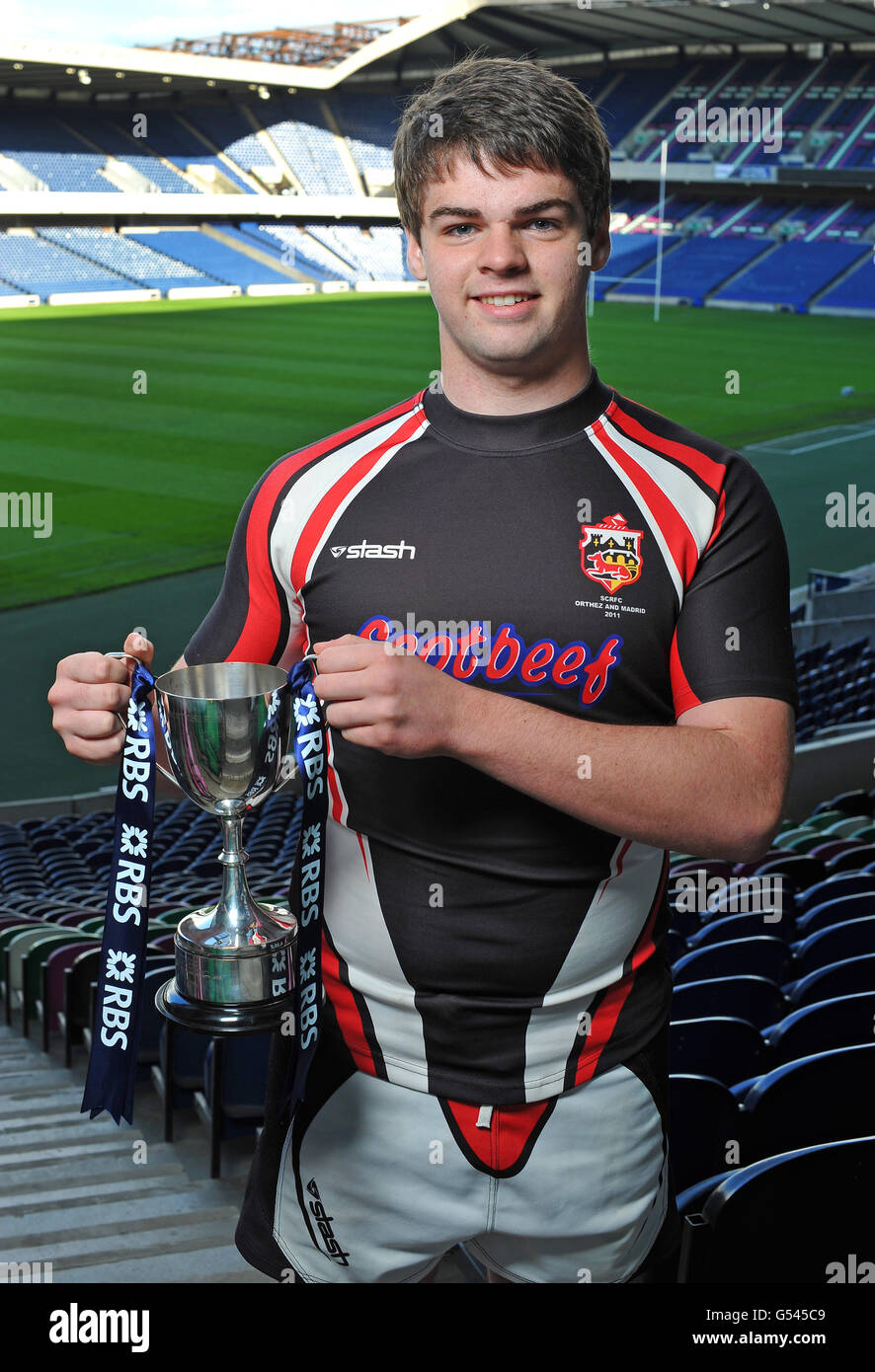 Under 16s hi-res stock photography and images - Alamy