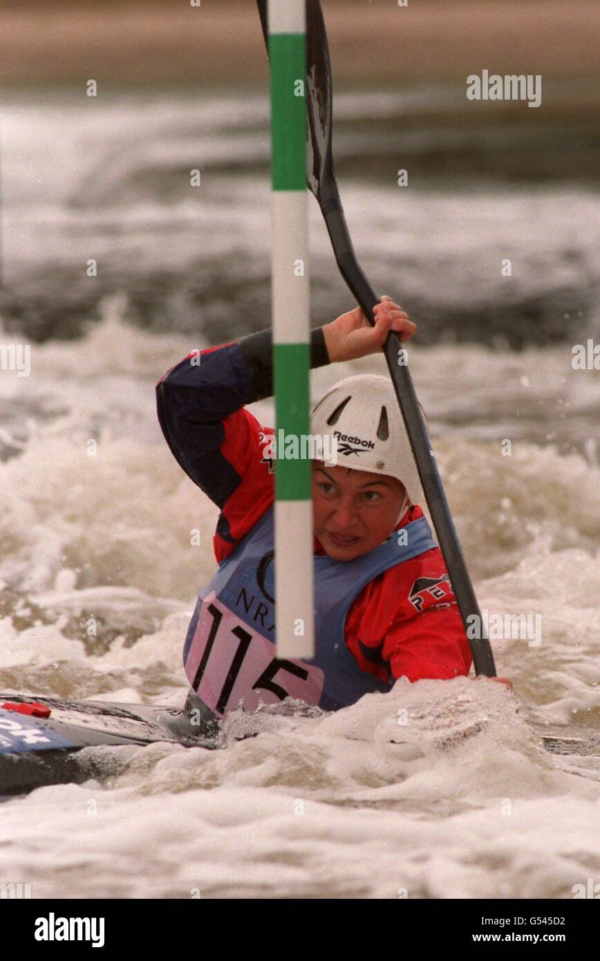WATER SPORTS. LYNN SIMPSON, WOMENS KAYAK Stock Photo - Alamy