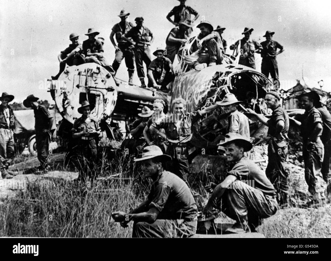 AUSTRALIANS IN BORNEO : 1945 Stock Photo - Alamy