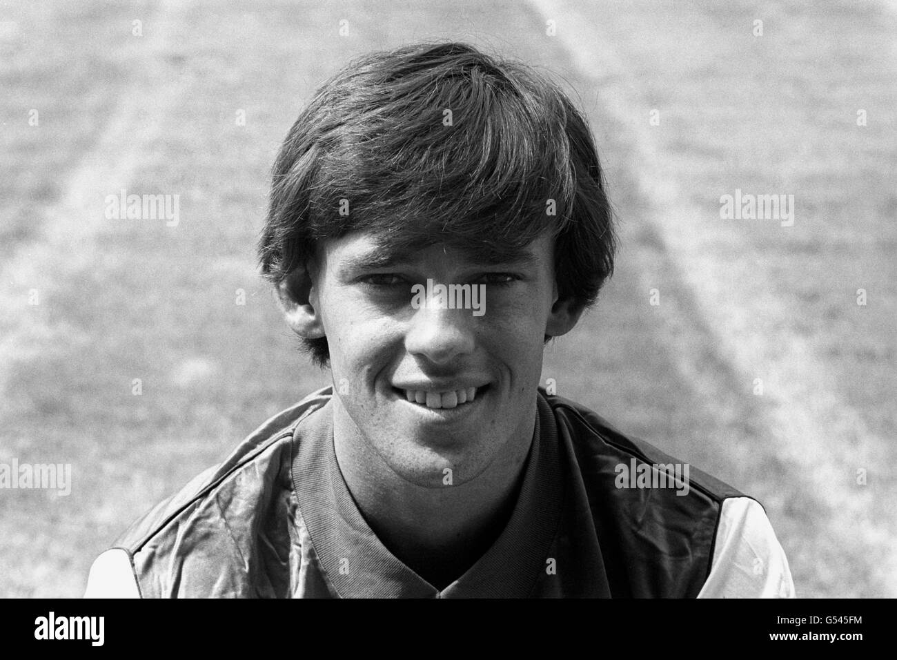 Brian mcdermott football Black and White Stock Photos & Images - Alamy