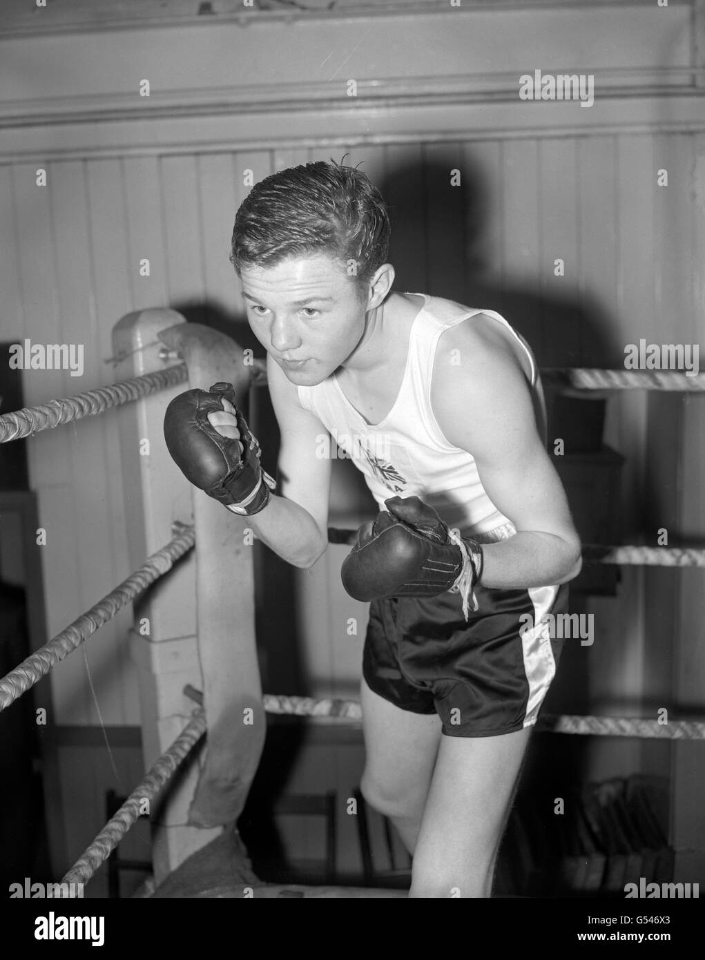 Olympic Games Melbourne 1956 Stock Photos & Olympic Games Melbourne ...